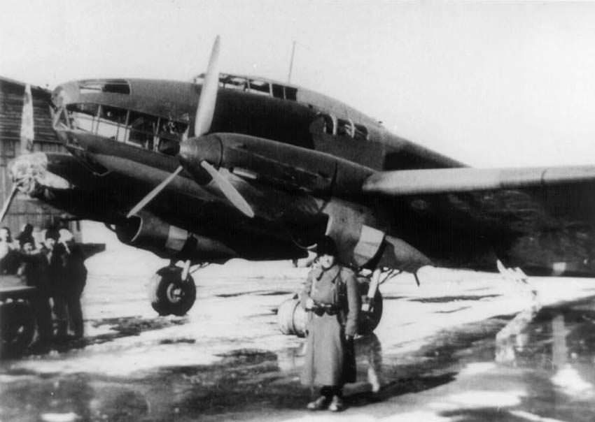 Legende despre proiectul IAR 80 - aripa bombardierului Savoia ...