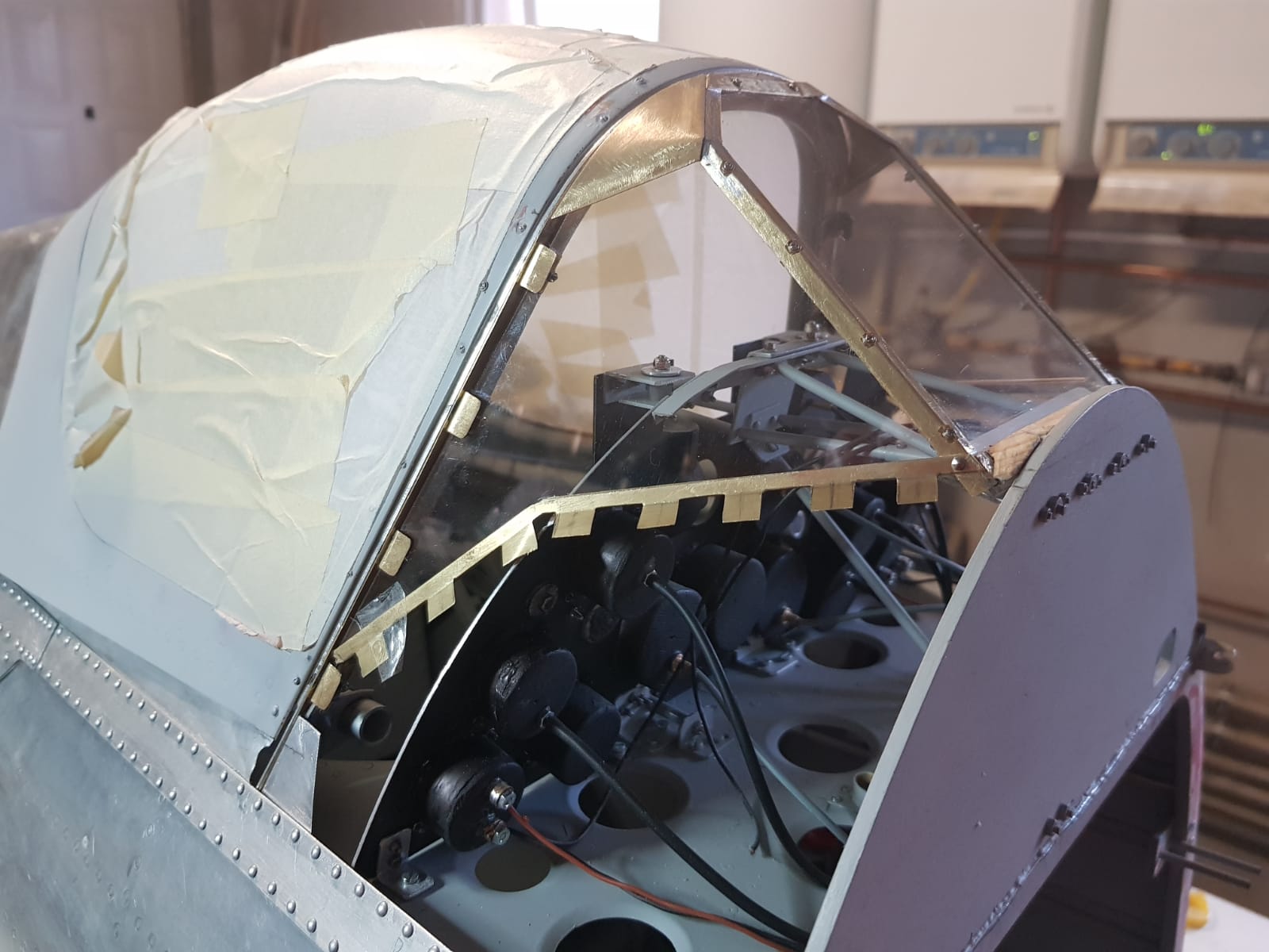 IAR 80 scara 1:3 - cabina - IAR 80 FLY AGAIN